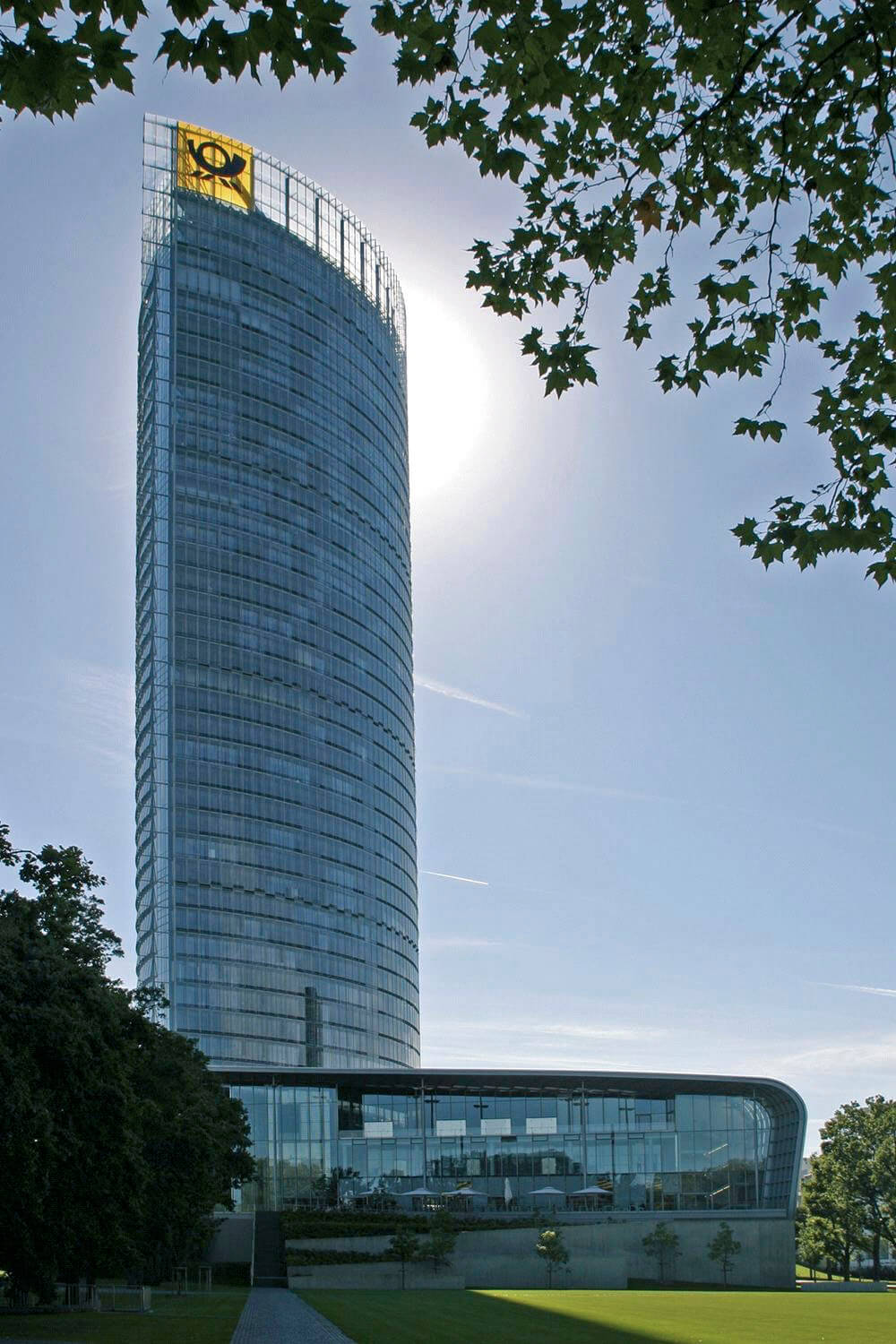 Bild1_Posttower - MPLUS Management GmbH
